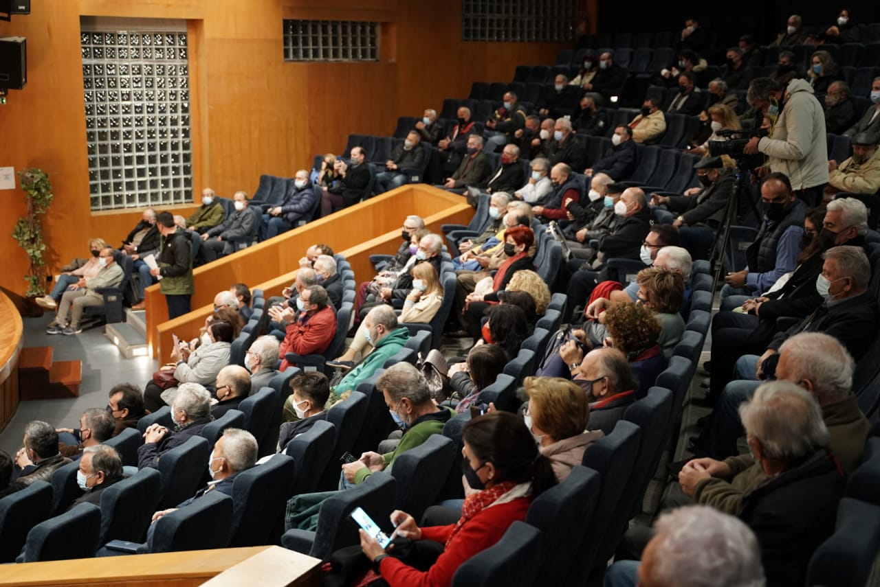 Στην Αργυρούπολη. - Γιώργος Α. Παπανδρέου